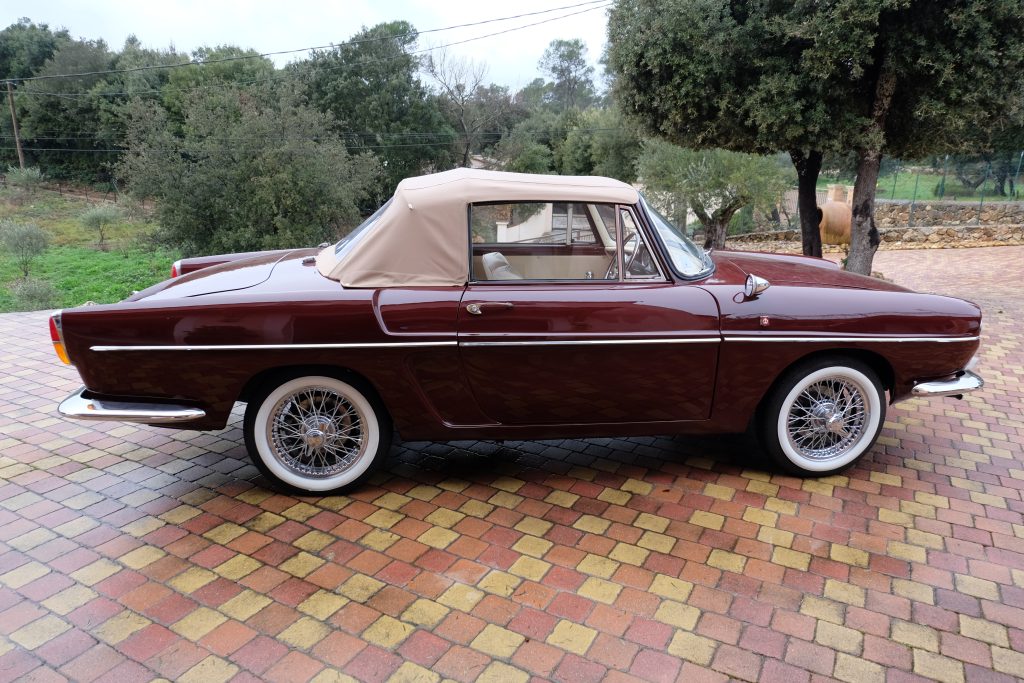 Renault Caravelle - Turrino Wire Wheels