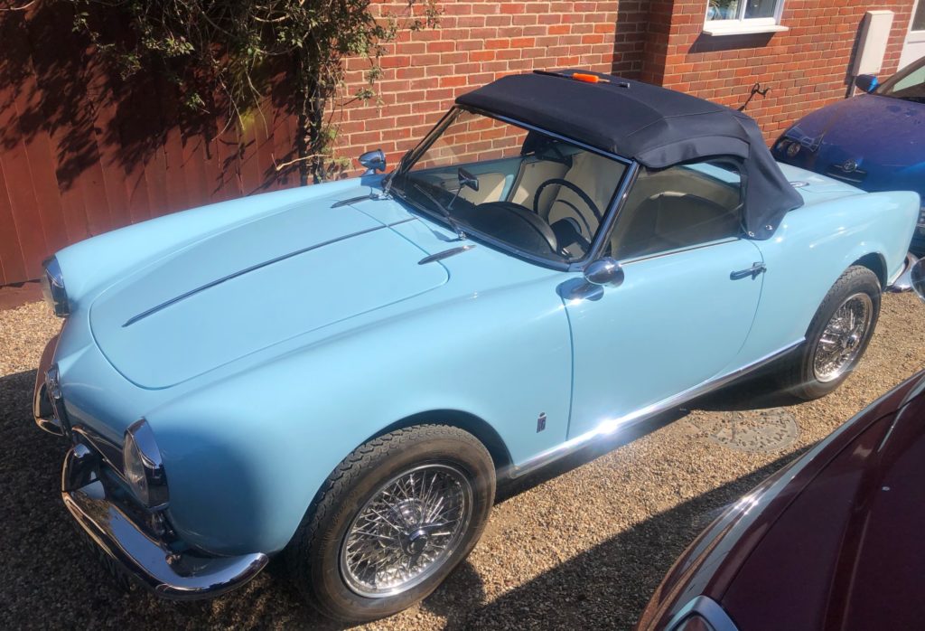 Alfa Romeo Giulietta Spider - Turrino Wire Wheels