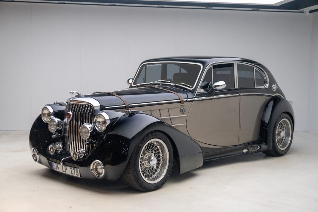 Jaguar Mk 5 - Restomod - Turrino Wire Wheels